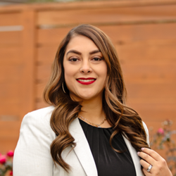 Available Job Positions in TX | Natalie Reyes - State Farm®